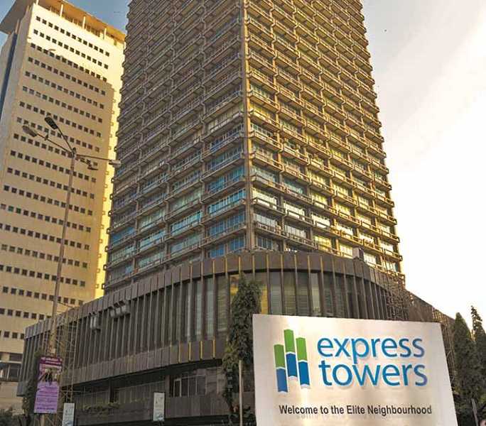 5500 Sq.ft. Commercial Office For Rent At Express Towers, Nariman Point ...
