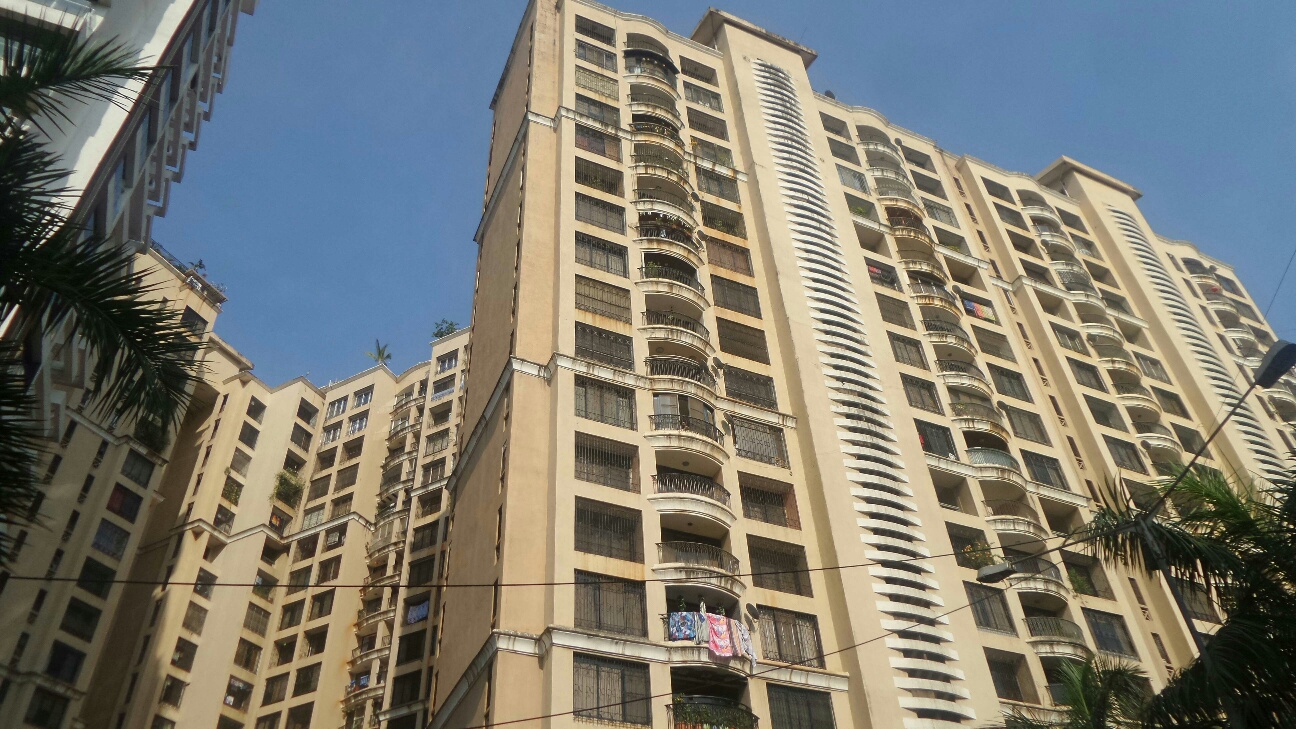 2 Bhk Apartment For Sale At Windermere Oshiwara Andheri West For