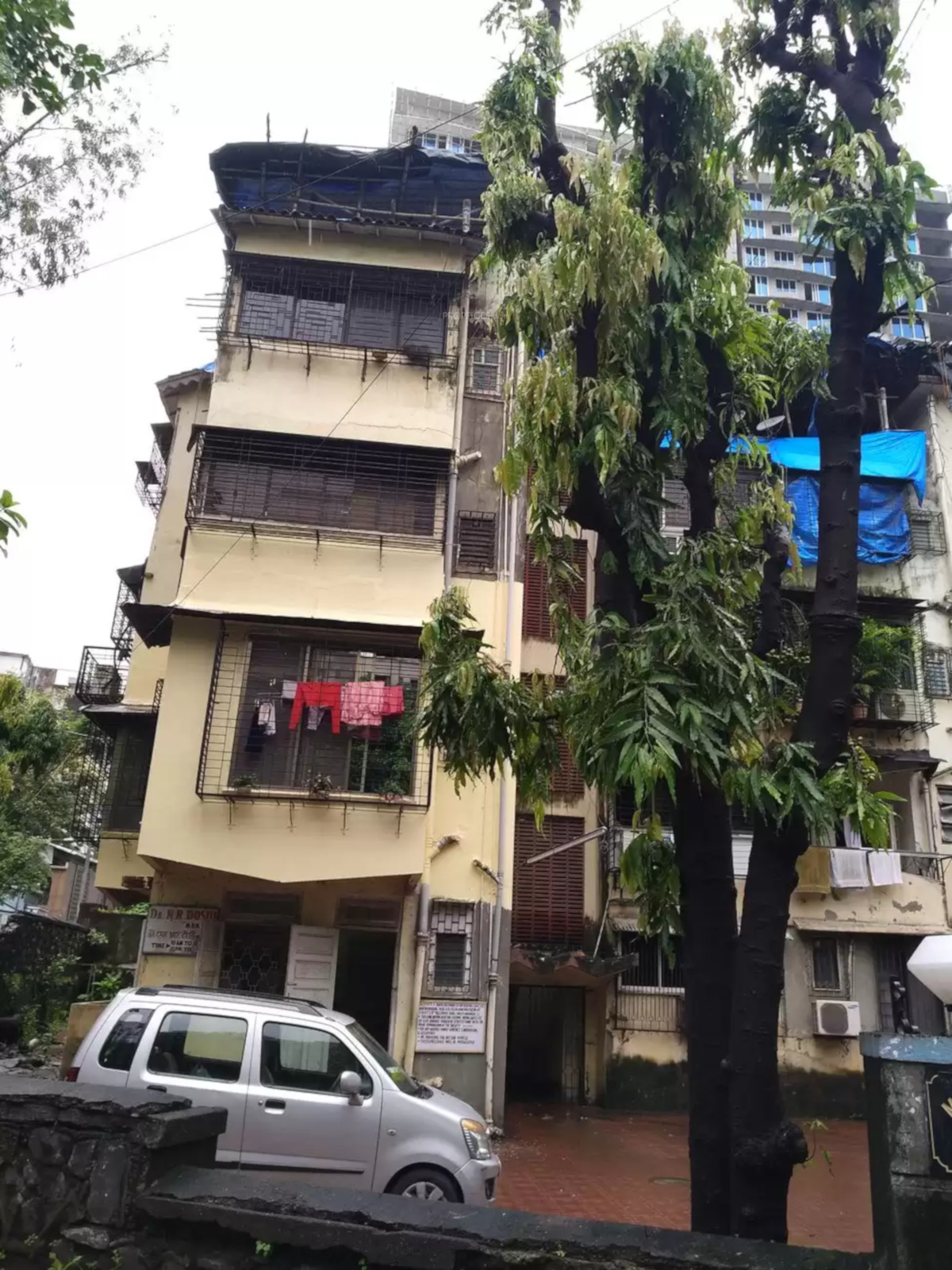 2 BHK Apartment For Sale At 17th Road, Khar West. for SALE | Bombay ...